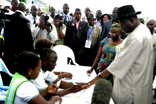 In pictures: President Goodluck During Assembly Election In Bayelsa ...