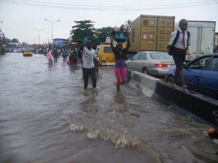 In Pictures: Lagos Flooded After Today's Rain - P.M. News