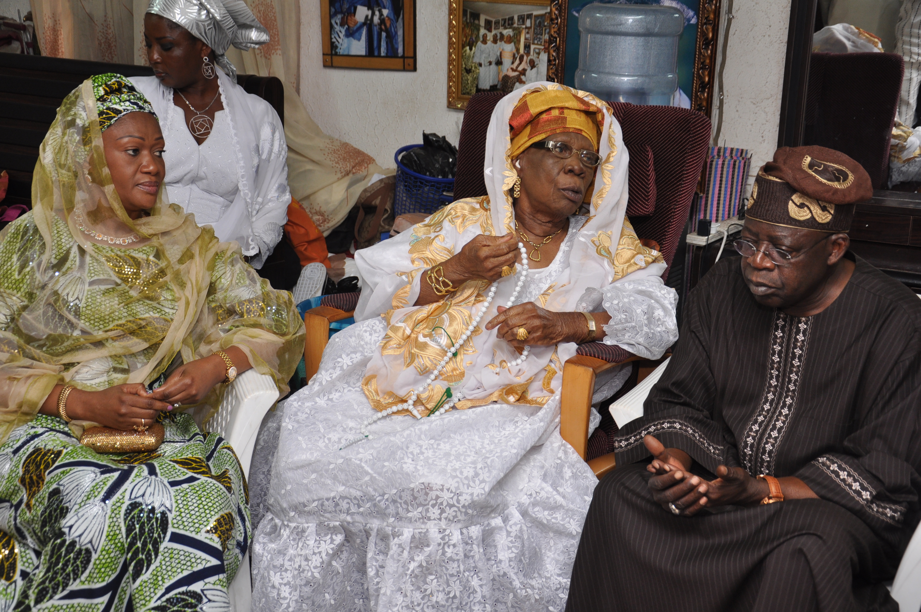 In Picture: Tinubu goes for the blessings of his mum - P.M. News