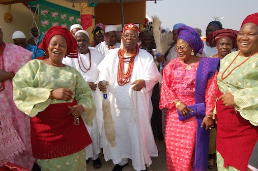 Oba Aromolaran II celebrates Uyiarere festival in style – P.M. News