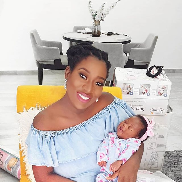 Moms With 4 kids Have 2 Heads - Sisi yemmie - P.M. News