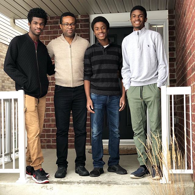 Omoni Oboli shares lovely family photo - P.M. News