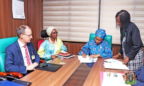 NPA moves to solve Apapa gridlocks - P.M. News