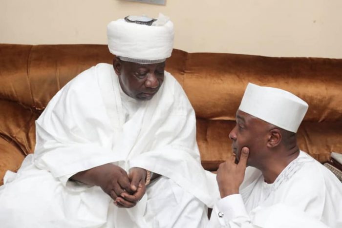 Video: Massive crowd receives Saraki at Emir of Ilorin's Palace - P.M. News