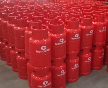 Nigerians lament as cooking gas prices soar to ₦1,800 per kg – P.M. News