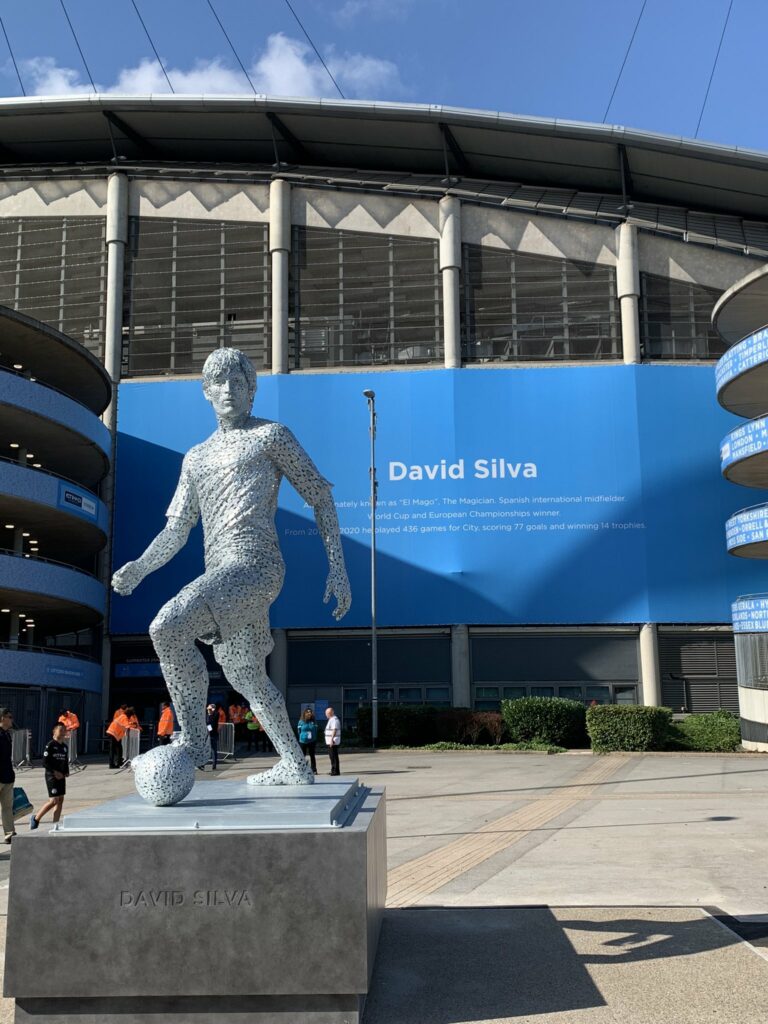 Manchester City unveil Kompany, Silva statues - P.M. News