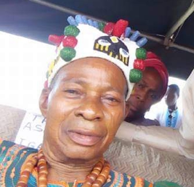 Remains of Igangan's Oba Adeoye buried - P.M. News
