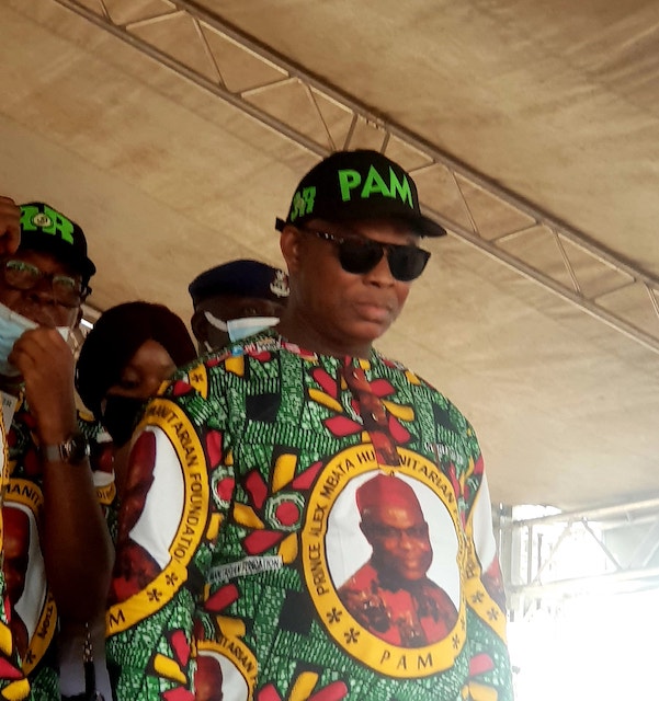 Prince Mbata wows Owerri with N380M charity at a go - P.M. News