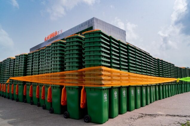 Sanwo-Olu unveils Adopt-a-Bin programme, rolls out 40,000 smart bins ...