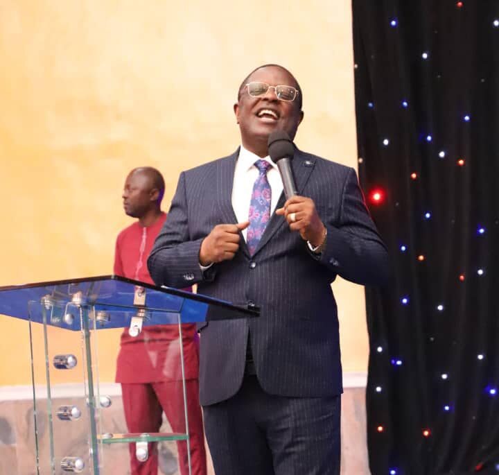Gov. David Umahi wins Man Of The Year award - P.M. News