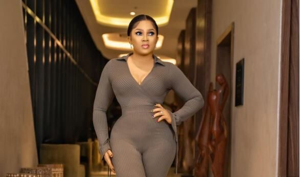 Actress Regina Chukwu celebrates new age - P.M. News