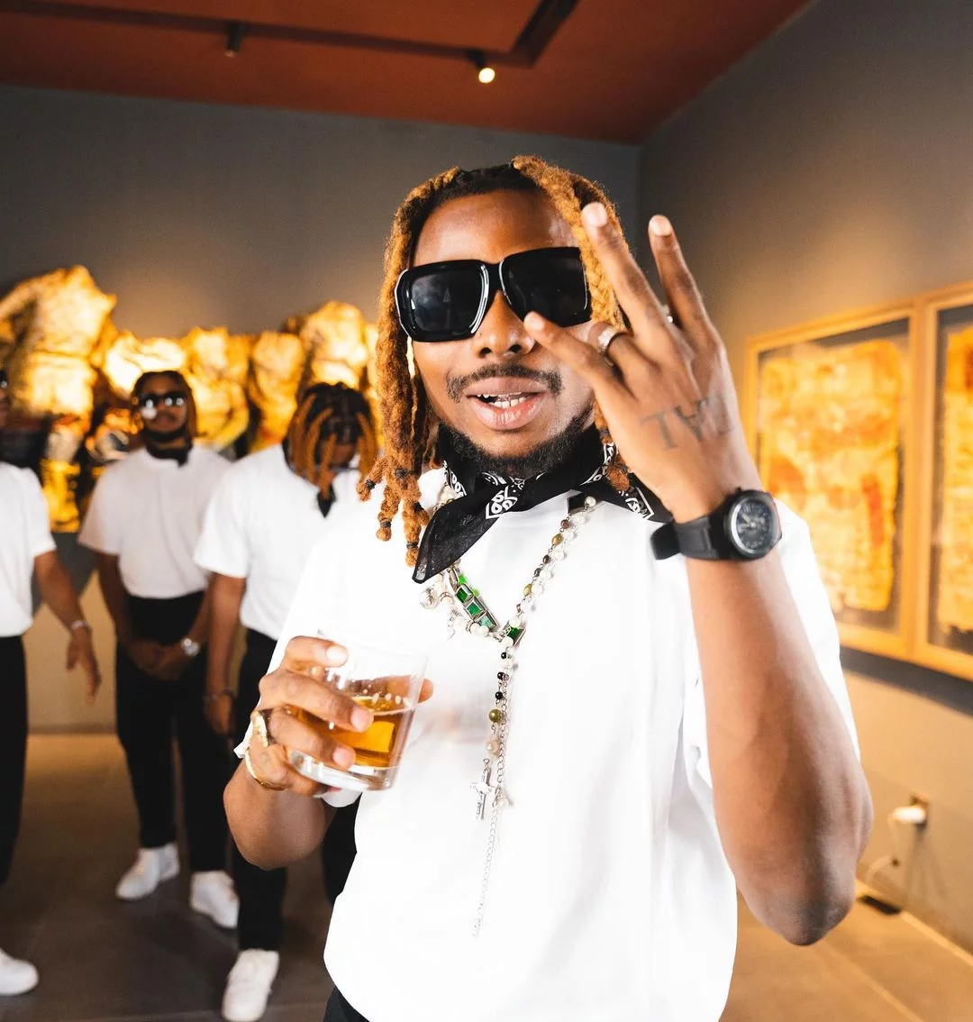 Asake apologises for late arrival at Birmingham show - P.M. News