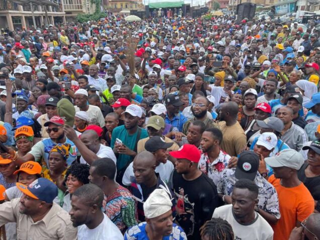 Massive crowd hits Ibadan streets for Bola Tinubu (photos) – P.M. News