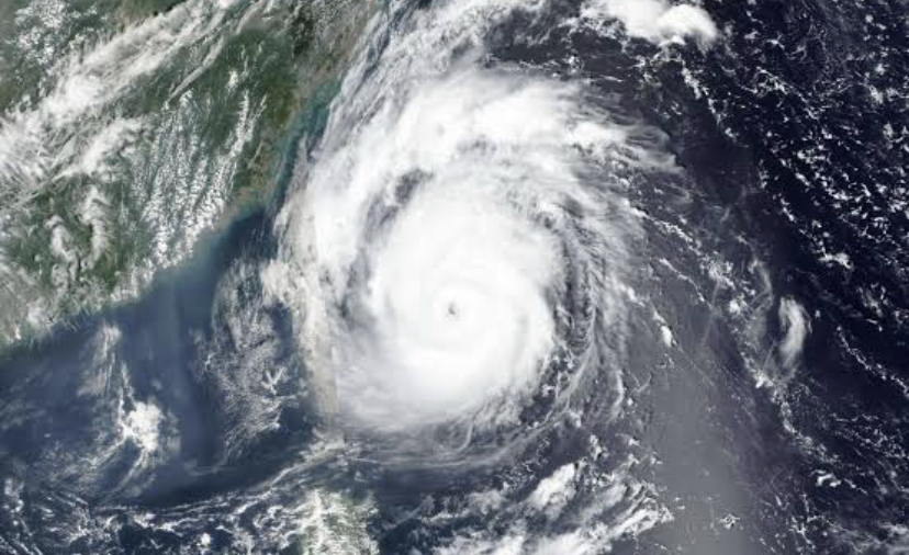 China raises alert level as typhoon Muifa approaches - P.M. News