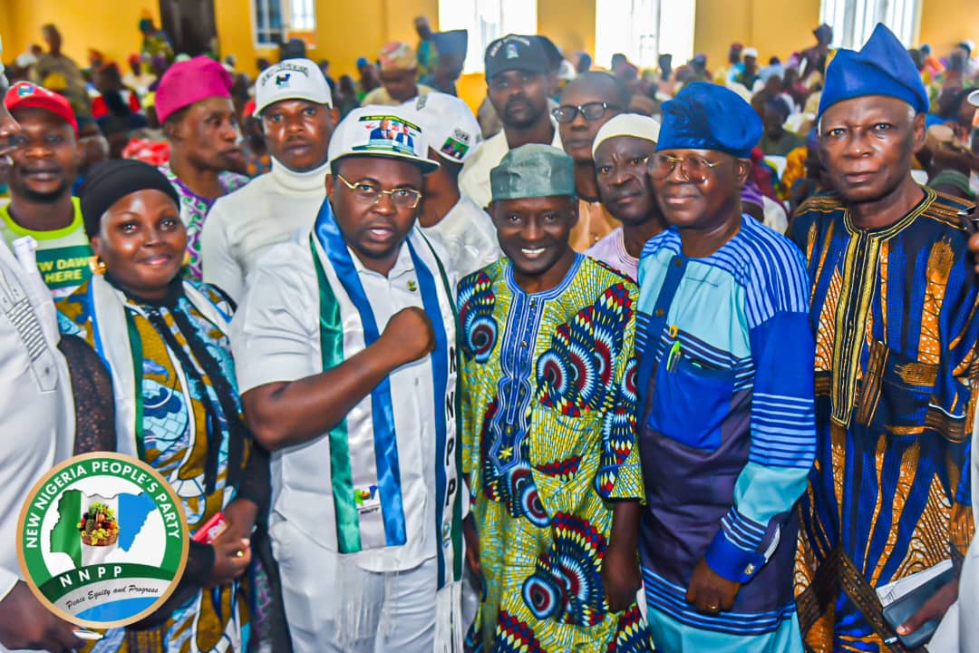 2023: Ajadi meets senior citizens in Ogun, vows to be pension-friendly ...