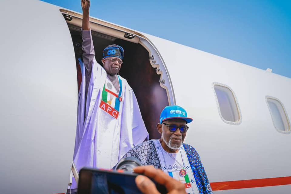 Moment Tinubu landed at Akure Airport for APC rally (Video, photos) – P.M. News