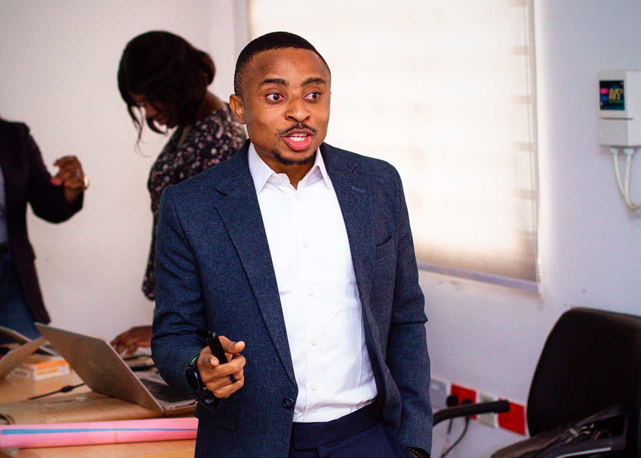 WEMA Innovation Head, Ayodele, wins Excellence in Digital Leadership Award in Nairobi - P.M. News