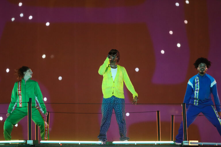 CKay thrills 40,000 football fans at CHAN 2022 final in Algeria – P.M. News