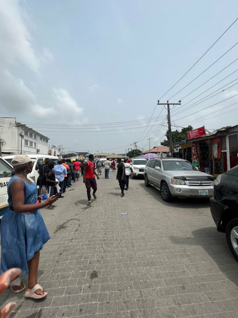 Thugs invade polling units in Elegushi, cart away ballot box (Video) - P.M. News