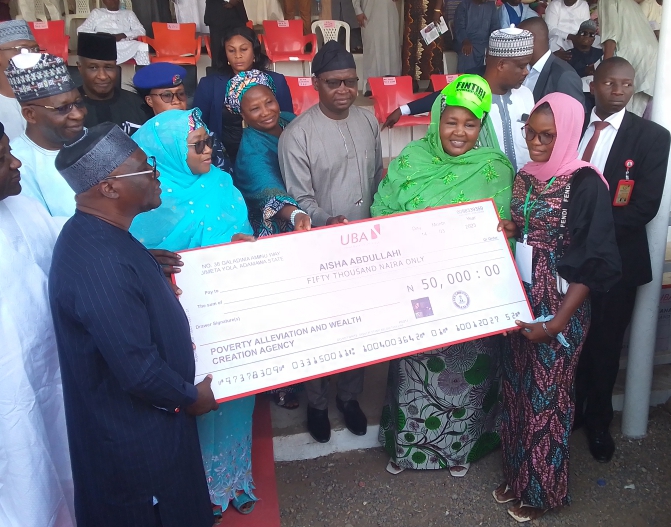 Fintiri empowers 10,000 women with N50,000 each - P.M. News