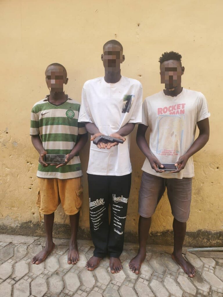 Six deadly robbers smashed in Lagos, gun, phones recovered - P.M. News