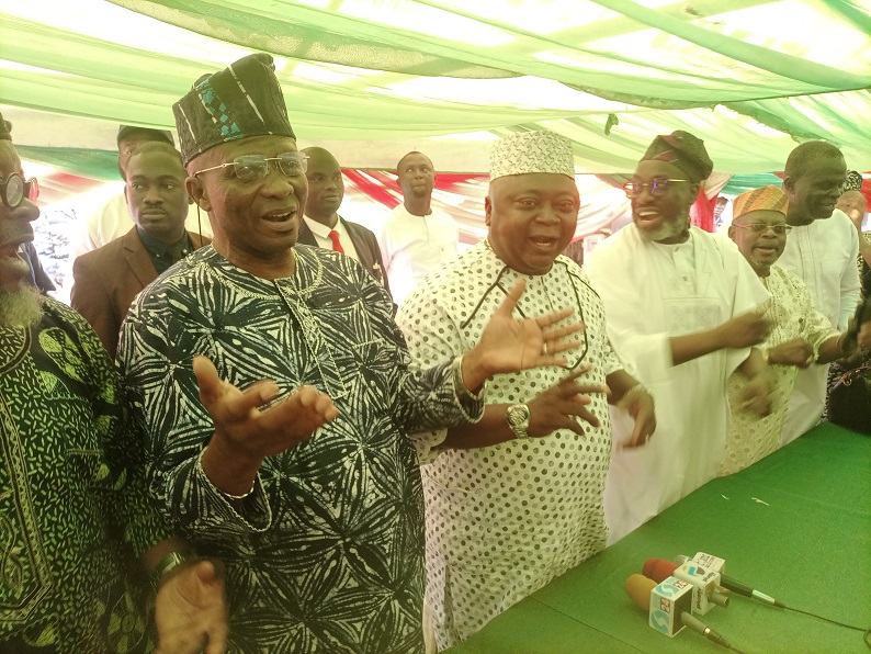 Ogun: PDP's Adebutu, Sowunmi unite to unseat Gov. Abiodun - P.M. News