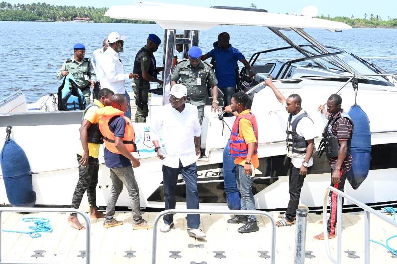 Sanwo-Olu commissions four new jetties, promises to serve to best of ...