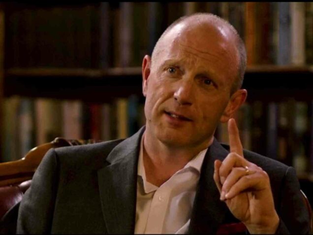 Experienced commentator Peter Drury joins Sky Sports - P.M. News