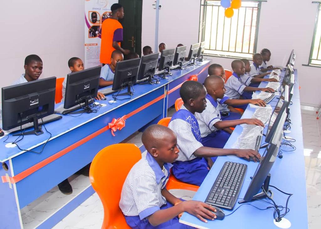 Excitement as Sparkle Foundation donates Solar-Powered ICT center in ...