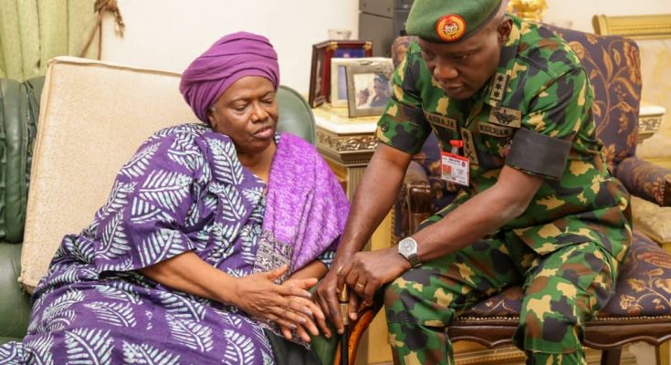 COAS Lagbaja visits Late Alli’s family - P.M. News