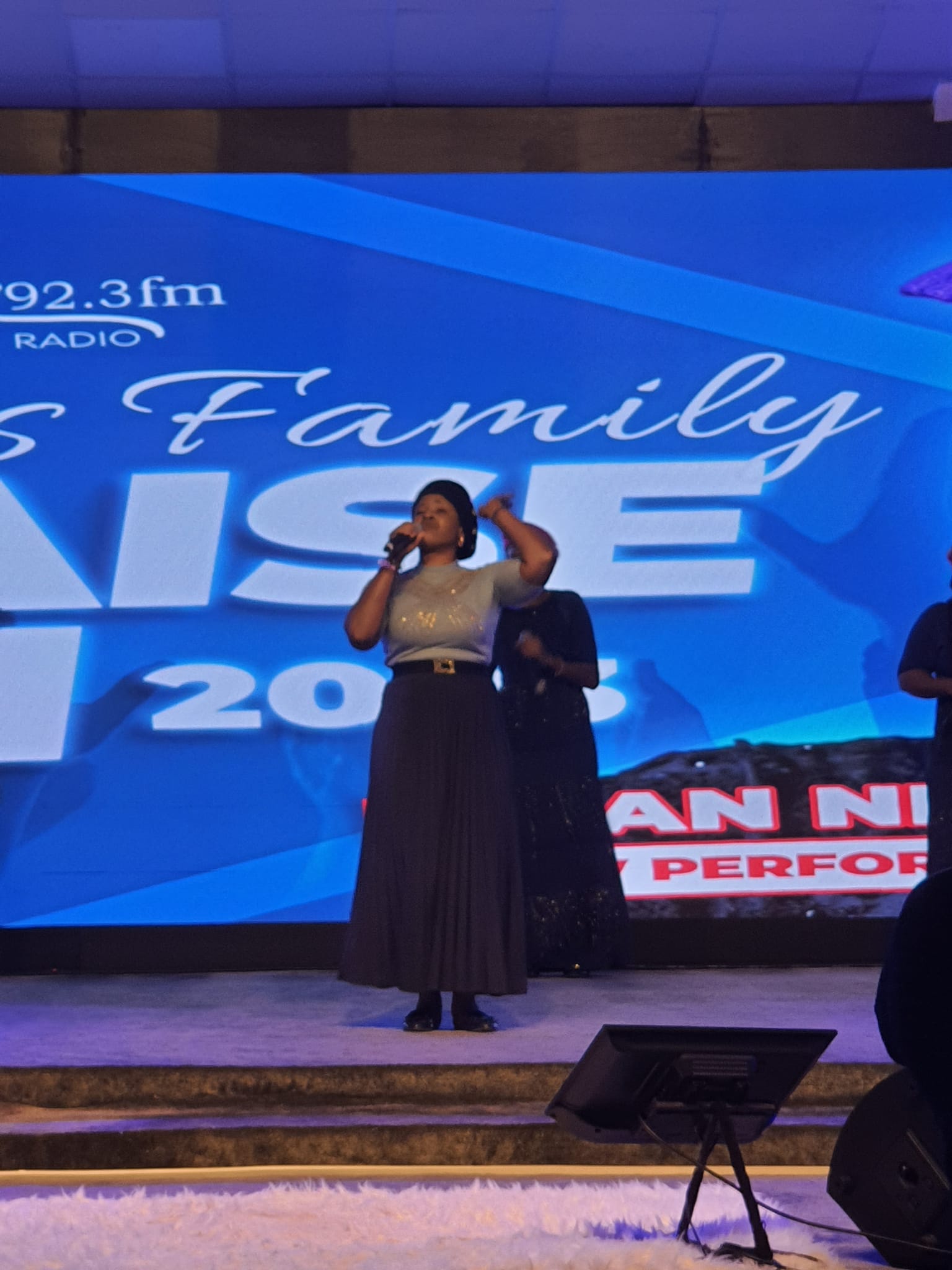 Inspiration 92.3 FM hosts Christmas family praise jam at Trinity house ...