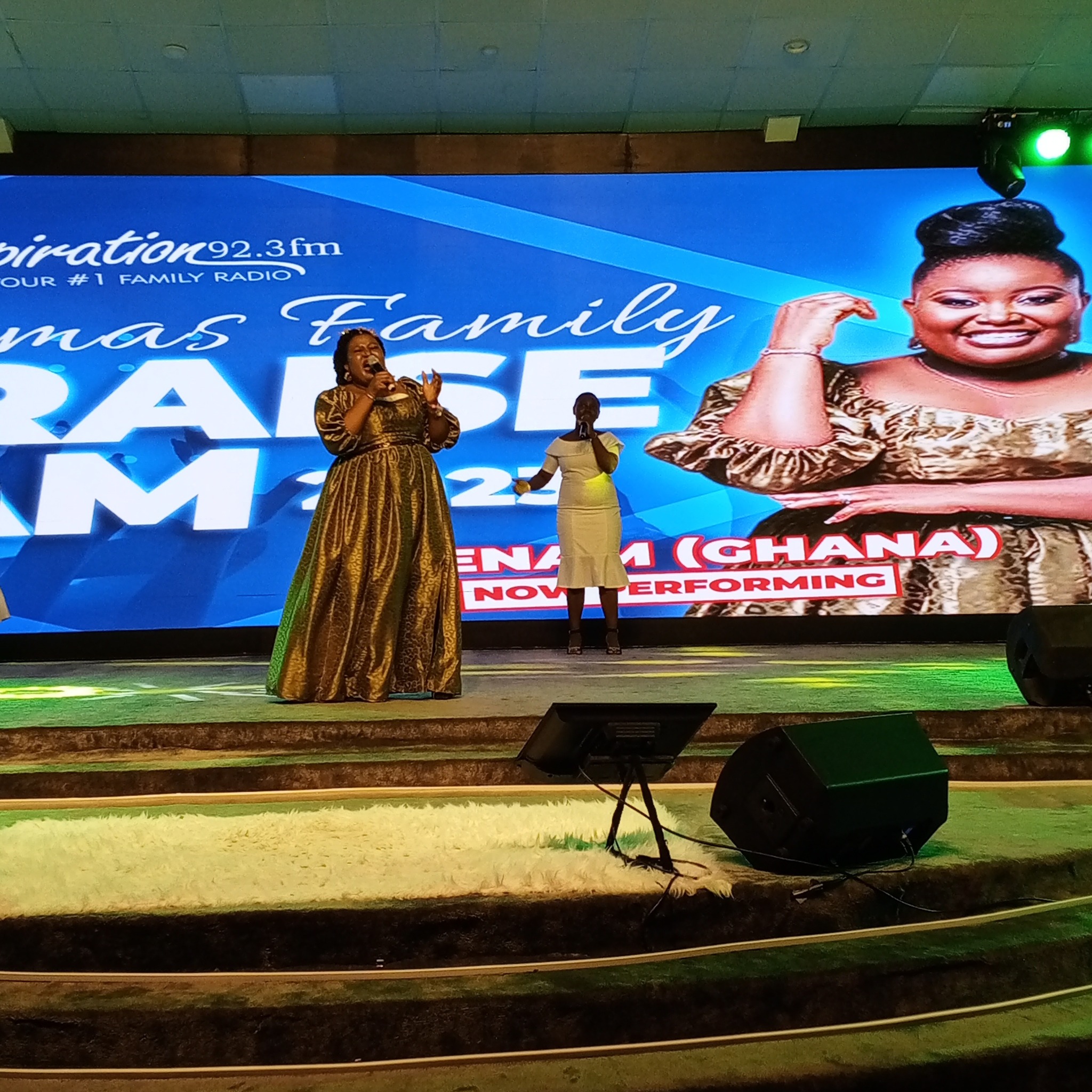 Inspiration 92.3 FM hosts Christmas family praise jam at Trinity house ...