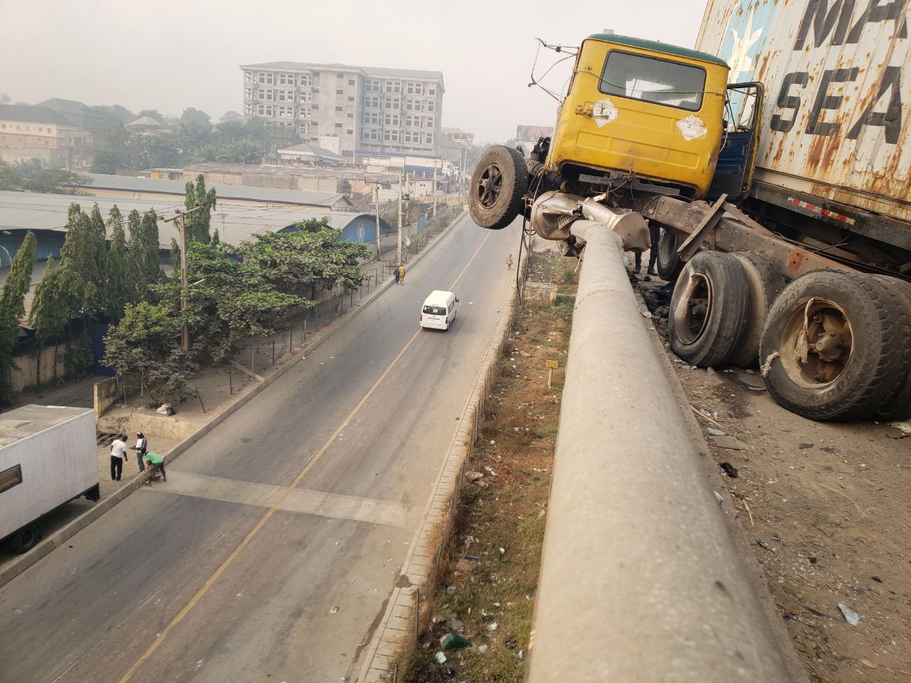 Trailer crashes, driver falls off bridge along Lagos-Ibadan Expressway