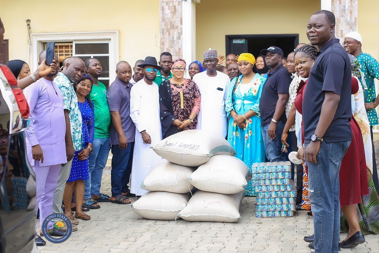 Kogi State SIPA DG, Aishat Omade distributes Ramadan food aid - P.M. News