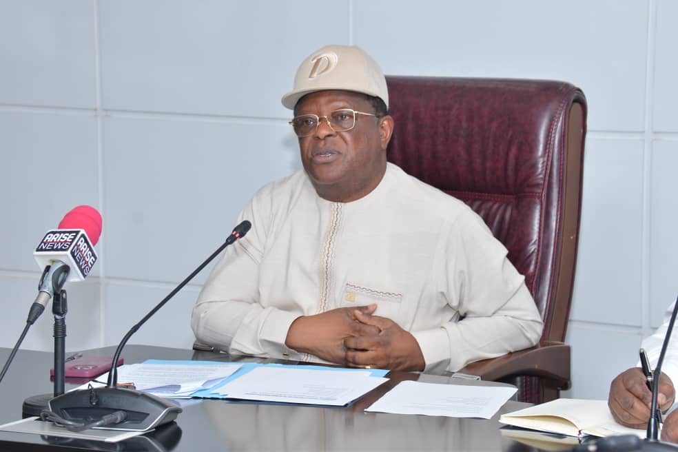 Umahi demands urgent closure of Eko-Carter Bridge Waterway after ...