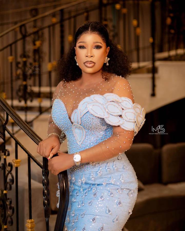 PHOTOS: Actress Kemi Korede shines in glittering blue for her birthday