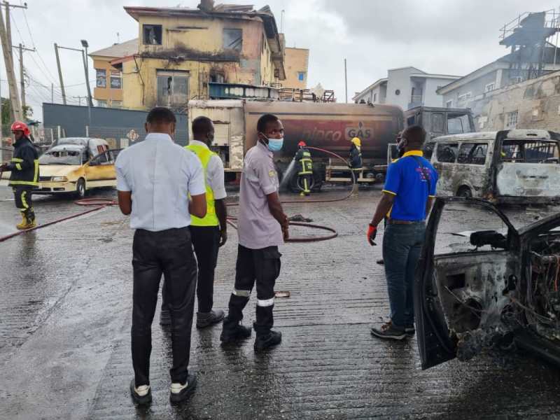 Updated: 10 vehicles burnt, nine injured after gas explosion at Mobil ...