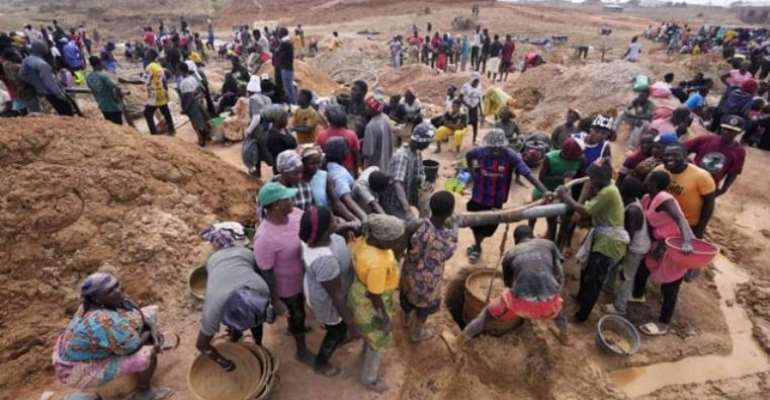 Collapsed mining site kills 13 in Plateau - P.M. News