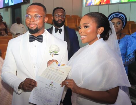 Glitz, glamour, as Onanuga’s daughter Tobiloba weds Ayodele in star-studded affair (Photos) - P ...