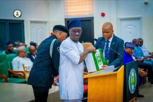 Okpebholo unveils ₦605.7bn budget, boosting Edo’s future by 25% - P.M. News