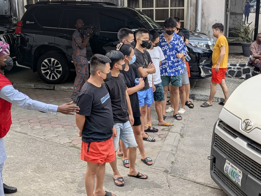 Court sends foreigners who hired Nigerians for internet fraud to prison ...