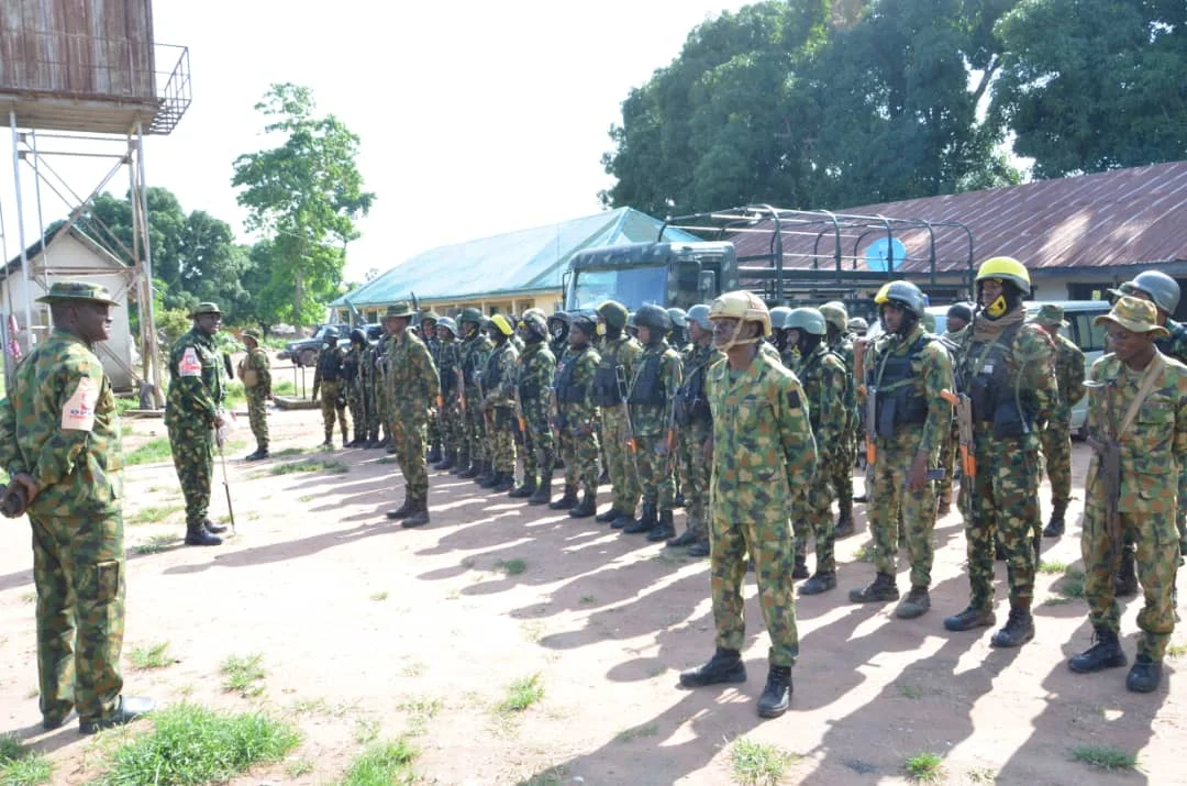 Troops rescue 11 hostages from kidnappers, recover weapons in Benue, Taraba - P.M. News