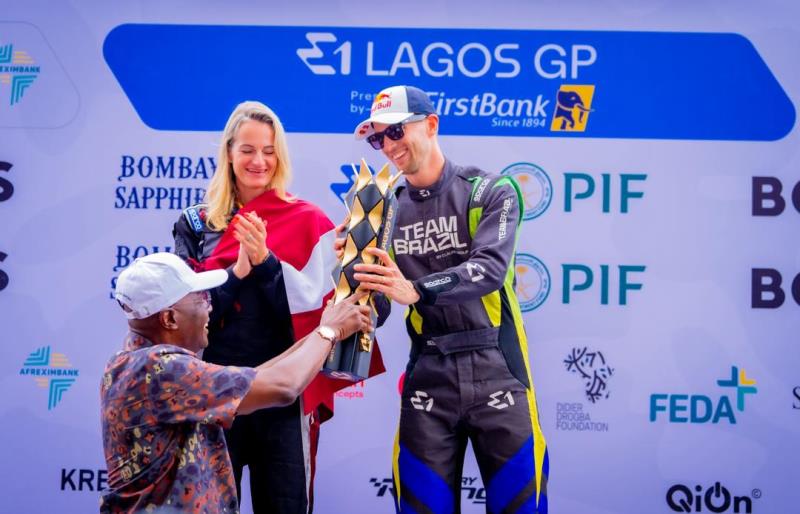 Team Brazil takes victory at inaugural E1 Lagos GP powerboat race - P.M ...