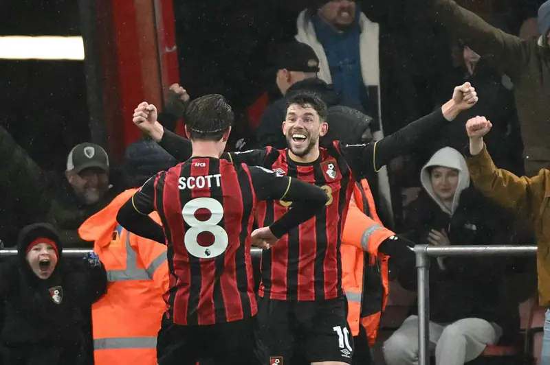 Liverpool crumble as Bournemouth snatch last-minute victory – P.M. News